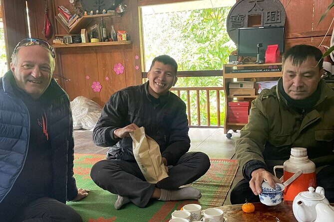 2 days Ancient Tea Tour and Real Homestay West of Ha Giang - Exploring Ha Giang and the Surrounding Villages