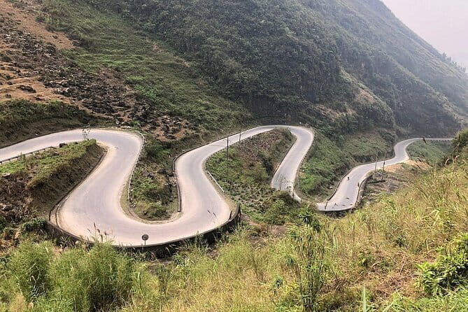 2 Days and 1 Night Ha Giang Loop Motorbike Tour - Day 1: From Ha Giang to Dong Van, Through Spectacular Passes