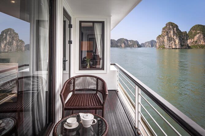 2 Days Halong Bay Cruise Tour from Hanoi - Authentic Experiences and Traveler Feedback
