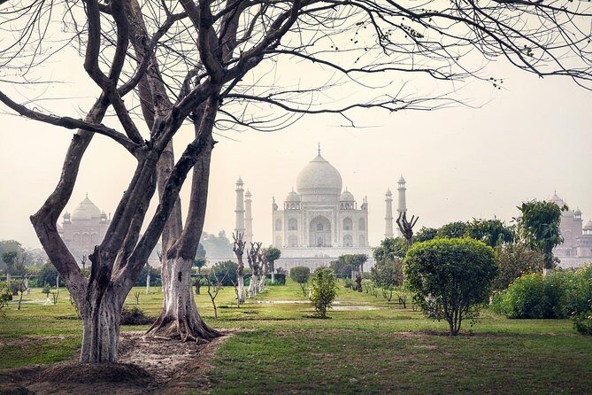 2 Days: Private Agra City Tour - Breakdown of the Itinerary