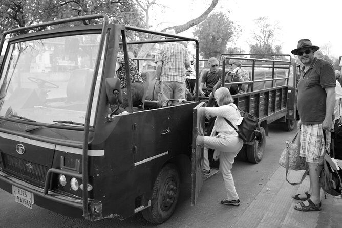 2-Days Ranthambore Safari Tour Frm Jaipur with Delhi / Agra / Jaipur drop - FAQs