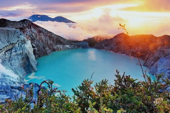 2 Days Shared Tour from Malang to Mount Bromo and Ijen - Practical Tips and Considerations