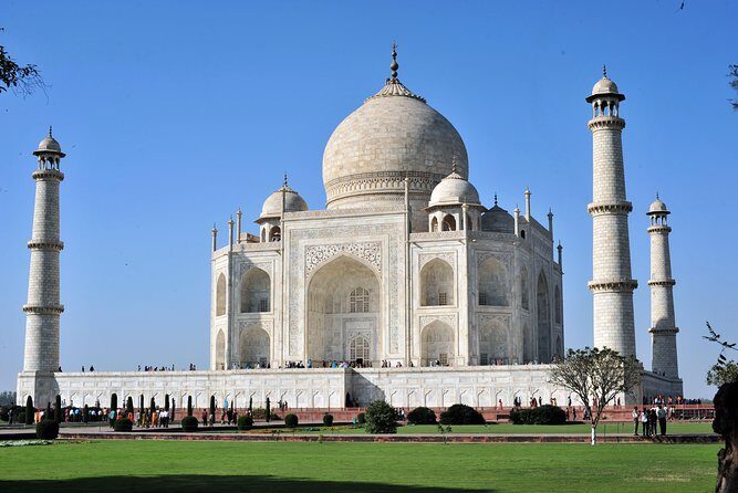 2 Days:Delhi and Agra with Taj Mahal Sunrise Tour - Transitioning to Agra and an Overnight Stay