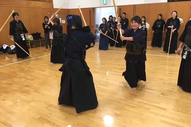 2-Hour Kendo Experience with English Instructor In Osaka Japan - Authentic Cultural Engagement
