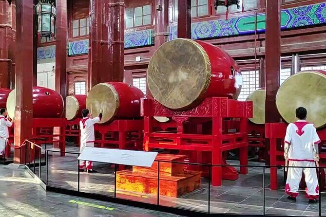 2-Hour Private Walk From Houhai Lake To Nanluoguxiang Hutong - Key Points