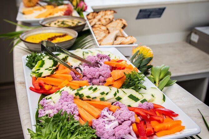 2 Hours Holo Holo Sunset Cocktail Sail with Open Bar - Who Will Love This Tour?