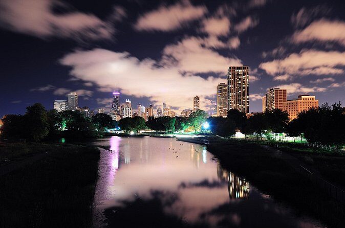 2 hours Private Evening Walking Tour with the Ghosts of Chicago - A Detailed Look at the Ghostly Experience