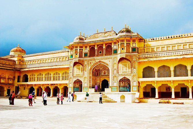 2 Nights & 3 Days Jaipur Luxury tour From New Delhi - First Night: Arrival and Sunset Views