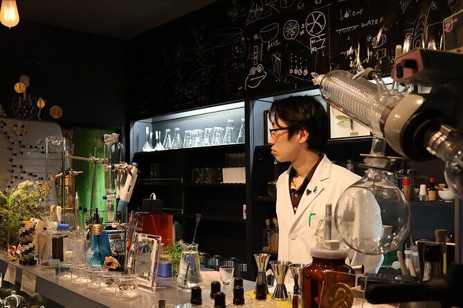 3 Bars and Foods Hopping Tour with Traditional Singer at ArakiCho - Who Will Love This Tour?