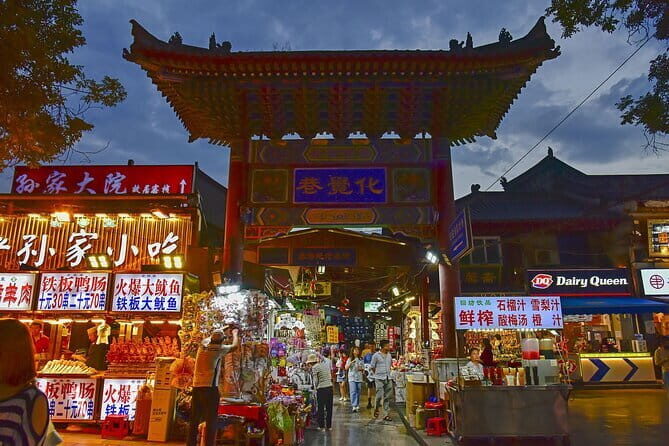 3 Days Guided Tour to Xian and Terra Cotta Warriors - Day 1: Welcome to Xian and the Muslim Quarter