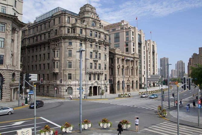 3-Days Private Golden Triangle Tour from Xiamen: Shanghai, Beijing and Xi'an - Transportation and Logistics