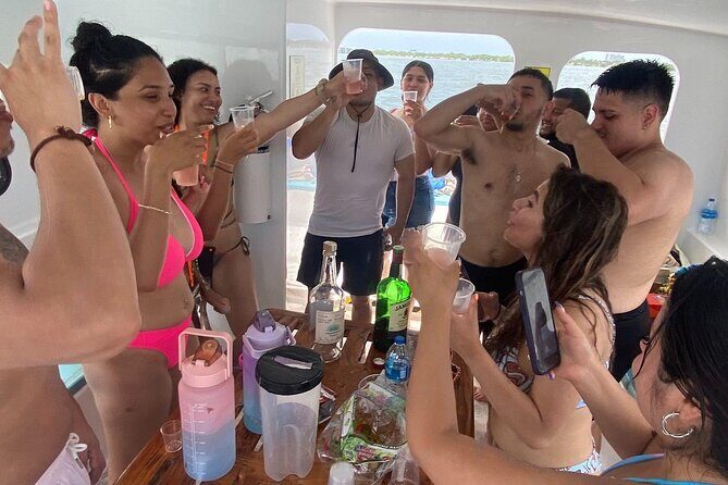 3 Hour Party Boat Jet ski Banana Tube and open bar in Miami - The Sum Up