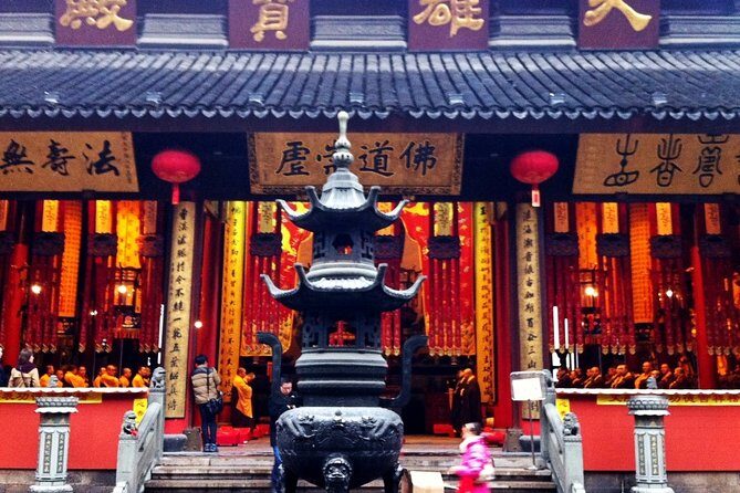 3-Hour Shanghai Jade Buddha Temple Tour with Calligraphy Experience - Who Will Love This Tour?