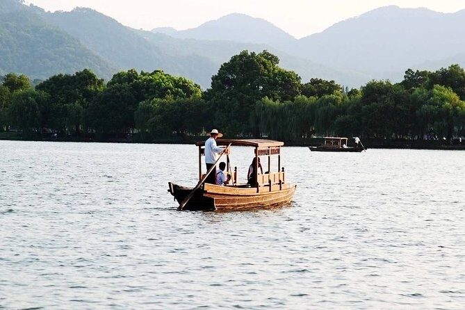 4-Hour Hangzhou City Private Customized Tour with Options - Who Will Love This Tour?