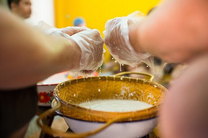 4 Hours Silom Thai Cooking Class Including Visit to Local Market - The Practical Side: What Travelers Can Expect