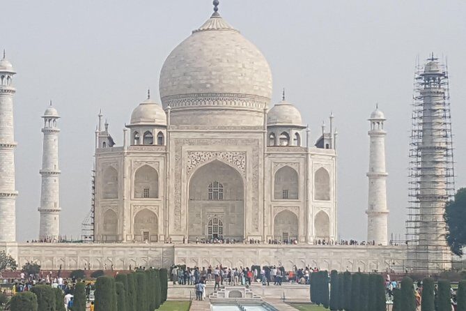 4 Night 5 Days Golden Triangle (Delhi-Agra-Jaipur) Tour - Day 2: Mughal Heritage and National Memory