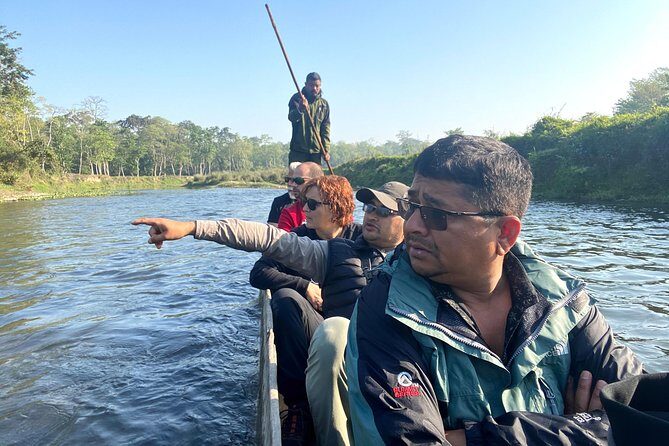 45 Minutes Canoeing at Rapti River in Chitwan National Park - The Experience: Authentic Encounters and Expert Guidance