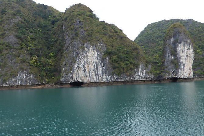 5 Days 4 Nights Hanoi - Halong Bay - Peaceful Halong Bay Cruise, one of 7 world Wonders - An In-Depth Look at the Tour