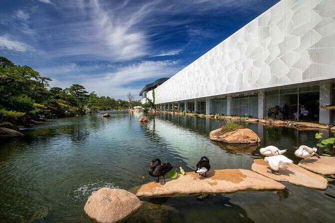 5-Hour Self-Guided Layover Tour to Luo Hong Art Museum with Peking Duck Option - The Itinerary in Detail