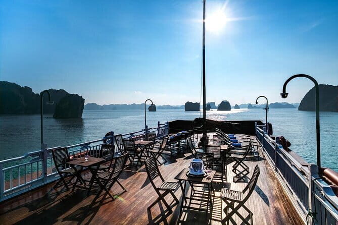 5 Star Cruise: 2 Days 1 Night Discovering Halong Bay - Detailed Itinerary Breakdown