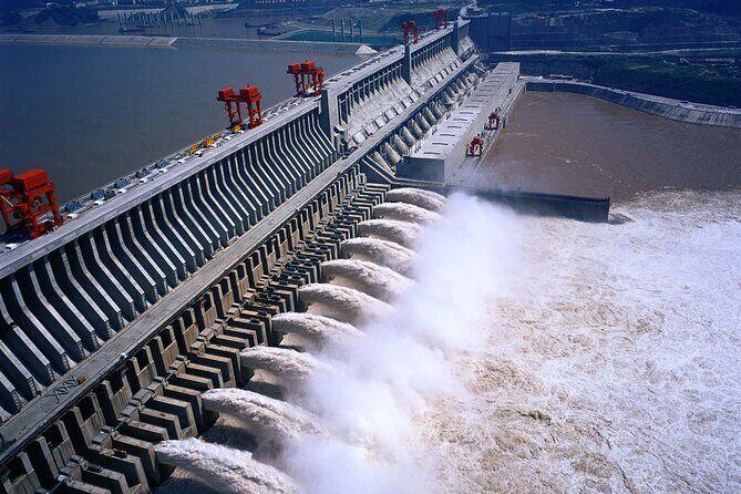 5D4N Yangtze River tour: Yichang to Chongqing by Victoria Sabrina - Authentic Traveler Insights and Considerations