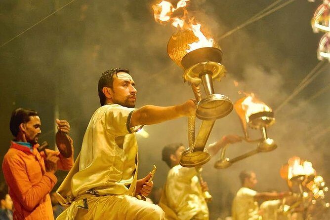 6-Day Private Tour of Delhi, Agra, Jaipur, and Varanasi from Delhi - Day 2: Taj Mahal and Mughal Grandeur