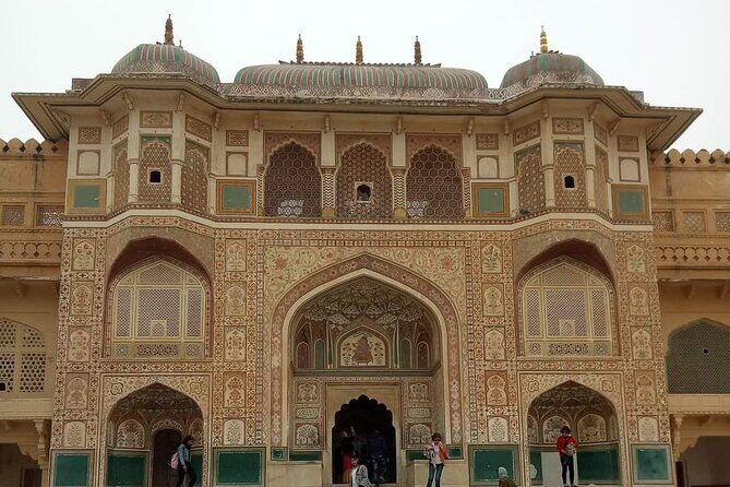 6-Days Golden Triangle Tour Delhi-Agra-Jaipur by Car and Driver - Detailed Breakdown of the Itinerary