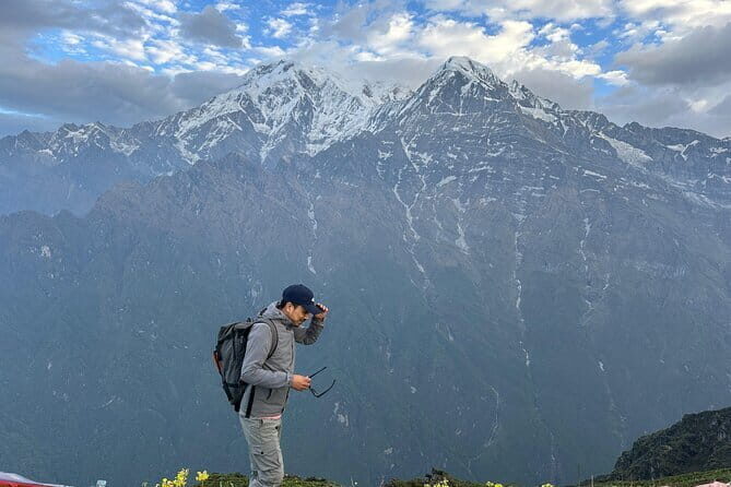 7 Day Mardi Himal Trek with Chitwan Jungle Safari Tour - Climbing Higher: The Trail through Rhododendrons and Forests