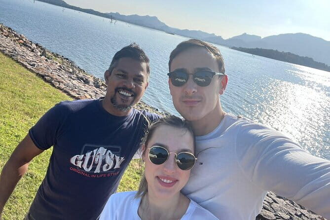 8 Days Tour Sri Lanka (Hotels, Breakfast, Dinner & Luxury Car) - Practical Insights: What to Expect