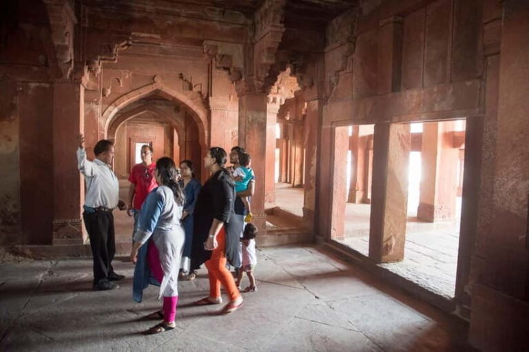 A Day Tour Fatehpur Sikri & Chand Baori from Agra with Guide - The Itinerary: What to Expect on This Day Trip