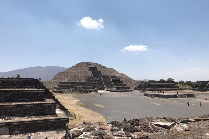 Acolman-Teotihuacán-Plaza of the Three Cultures- Craft Workshop - Who Should Consider This Tour?