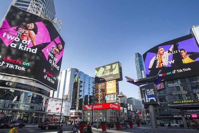 Action Film and Television Locations Half Day Tour in Toronto - Transportation & Group Size