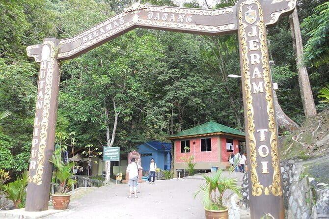 Adventure & Dine in the River with Locals - What’s Included & What Isn’t