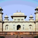 Agra & Fatehpur Sikri Guided Landmark Tour - Honoring the Revered: Tomb of Hazrat Salim Chishti