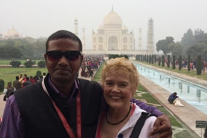 Agra Icons: Taj Mahal, Agra Fort, Baby Taj, and Shopping - Detailed Review of the Agra Icons Tour