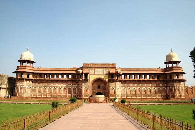 Agra Sightseeing Tour with Fatehpur Sikri - Why This Tour Offers Good Value