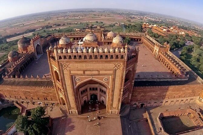 Agra to Jaipur drop with Stepwell & fatehpur visit & Chouki Dhani - Transportation and Service Quality