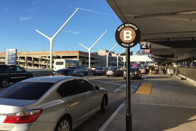 Airport pick up From Airport to Hotel in Hanoi - What Does the Experience Include?