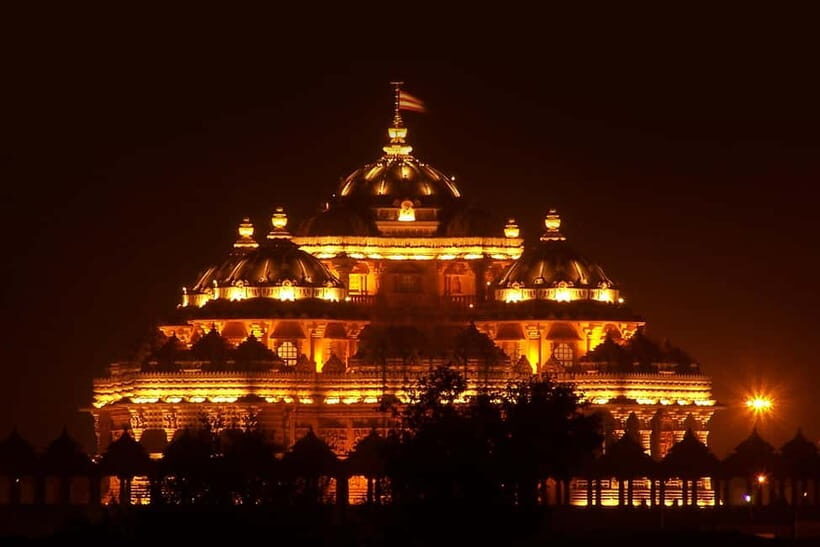 Akshardham Exhibition, Light and Water Show Tour. - The Light and Water Show: A Feast for the Senses