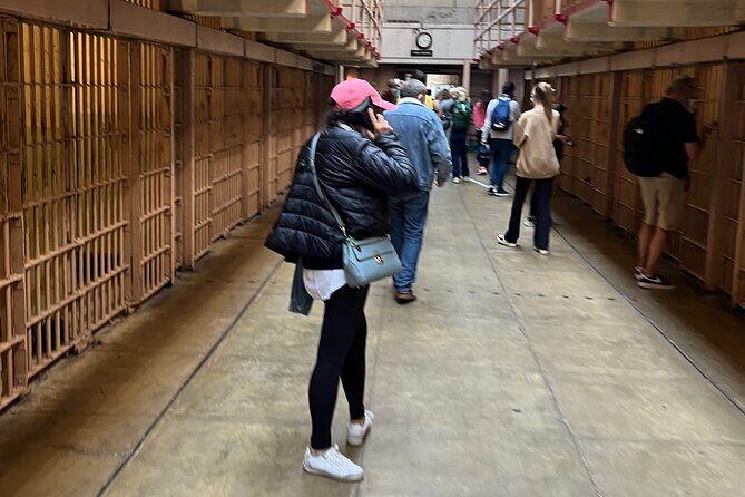 Alcatraz Inside Access Ferry and Audio Tour with Night Option - FAQs