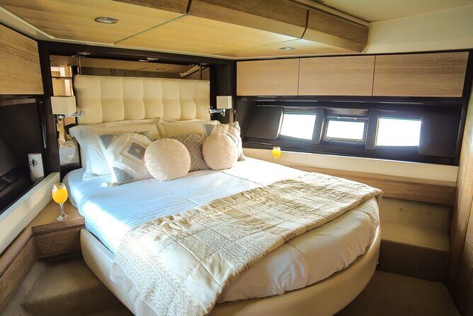 ALL INCLUSIVE Luxury 70 ft. Azimut Yacht in Cabo San Lucas - The Sum Up