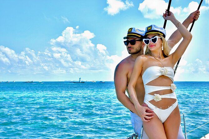 All-Inclusive Premium Catamaran Fiesta to Isla Mujeres - Who Should Consider This Tour?