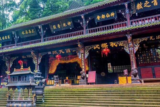 All-Inclusive Private Dujiangyan & Mount Qingcheng Day Tour - Soaking in the Spiritual Calm of Mount Qingcheng