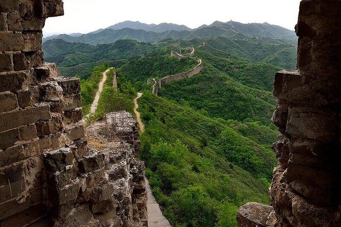 All-Inclusive Private Wild Great Wall Hiking Tour at Gubeikou - The Review Highlights: Authentic Experience & Knowledgeable Guides