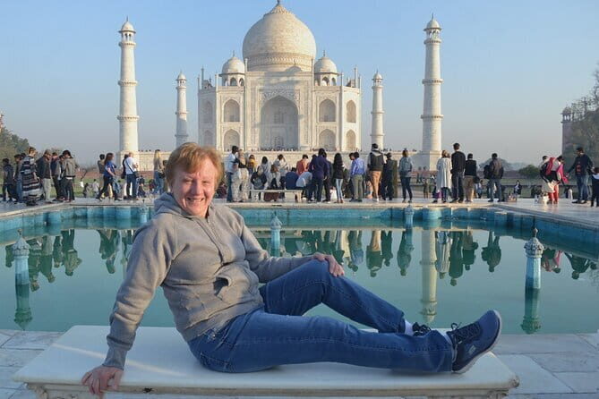 All Inclusive Taj Mahal Day Trip by Superfast Express from Delhi - The Experience in Detail