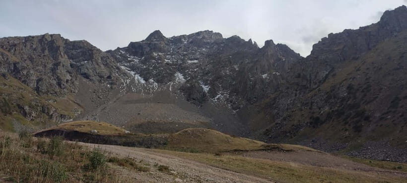 Almaty: Shymbulak Mountain Hiking Tour with Cable Car Ride - The Hike: The Heart of the Tour