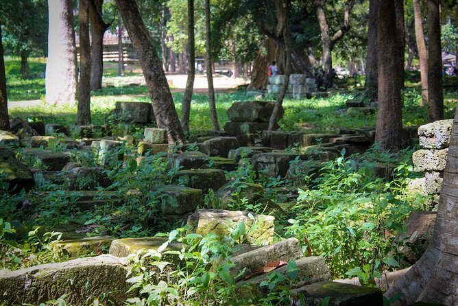 Amazing Tour To Kulen Mountain Waterfall, Sunset at Kompong Plok Foating Village - What You’ll Love About This Tour