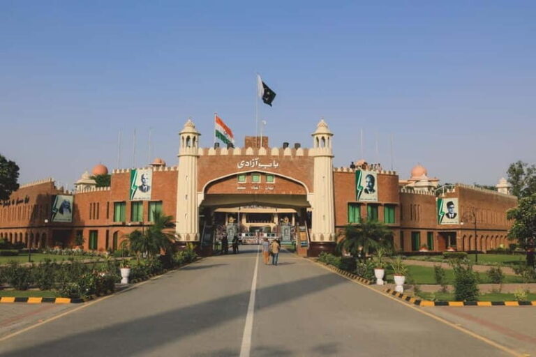 Amritsar: Wagah Border Flag-Lowering Ceremony Tour - The Experience: What Makes It Special