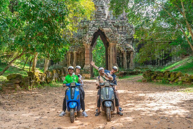 Angkor Adventure Vespa Tour - Inclusive local snacks & Lunch - The Experience: What Travelers Say