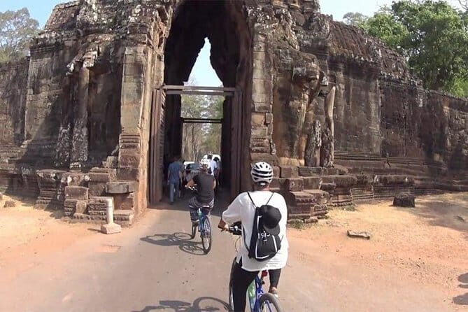 Angkor Temple Bike Tour from Siem Reap Inclusive of Lunch - An In-Depth Look at the Angkor Temple Bike Tour